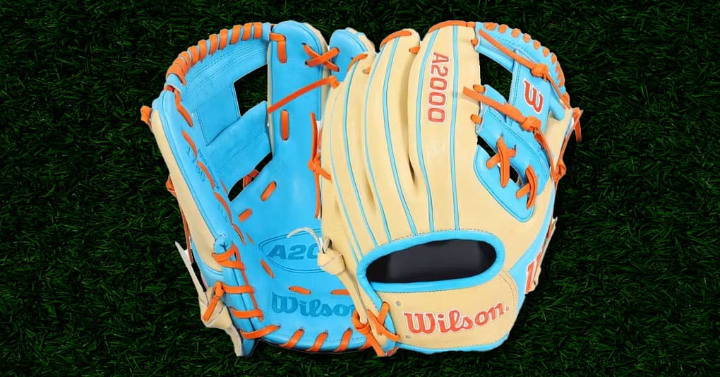2025 Wilson A2000 Baseball Glove Review - Roadballers